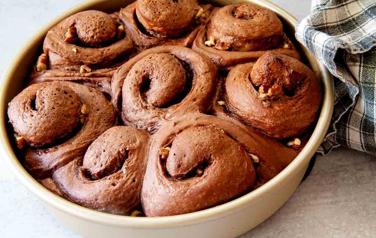 Chocolate Cinnamon Roll Bread Machine Bread Recipe | Maison-Kayser.com.sg